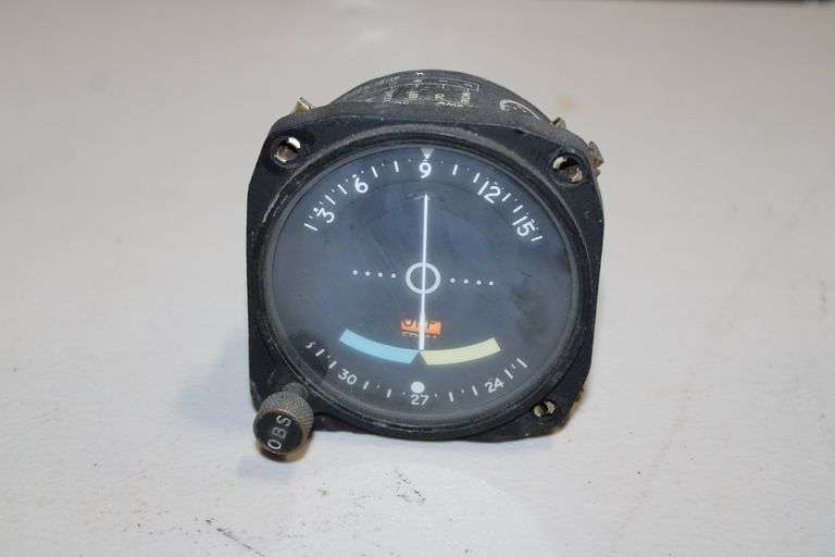 Cessna Course Navigation Indicator - Auction Ohio