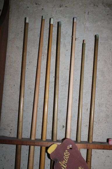 Pool Cues - Auction Ohio