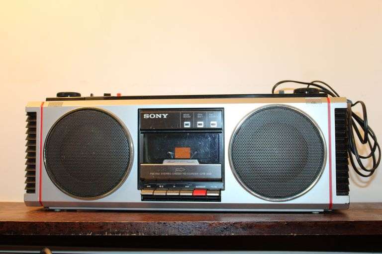 Sony Stereo Boombox - Auction Ohio