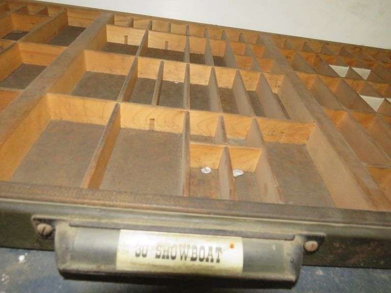 Printer's Tray - Auction Ohio