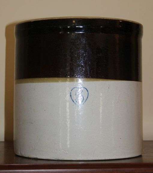 Two-Tone 5 Gallon Stoneware Crock with Heart 5 Mark - Auction Ohio