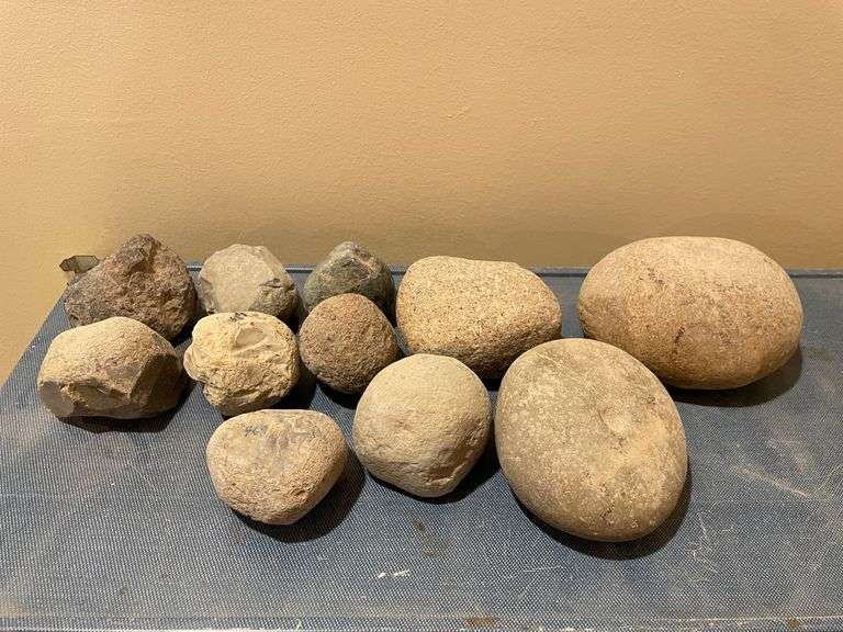 Native American Stones and Artifacts - Auction Ohio