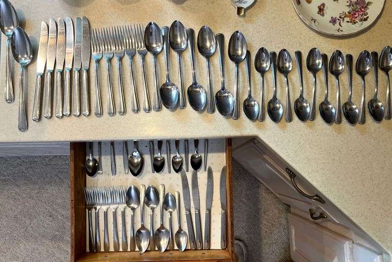 Vintage Stainless Flatware - Auction Ohio