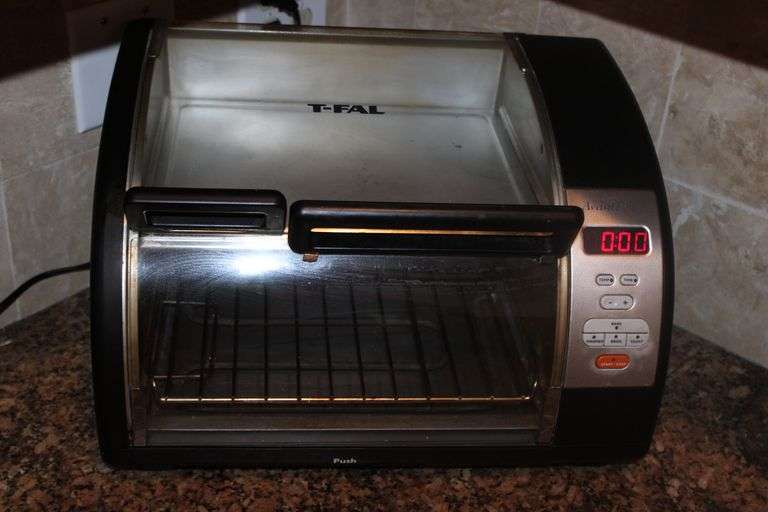 T-Fal Avante Toaster Oven - Auction Ohio