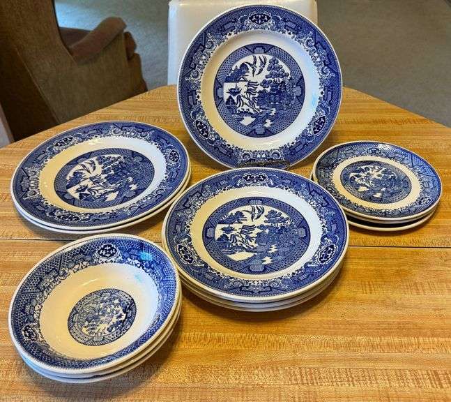 Willow Ware by Royal China Dinnerware – 14 Pieces, Blue and White ...