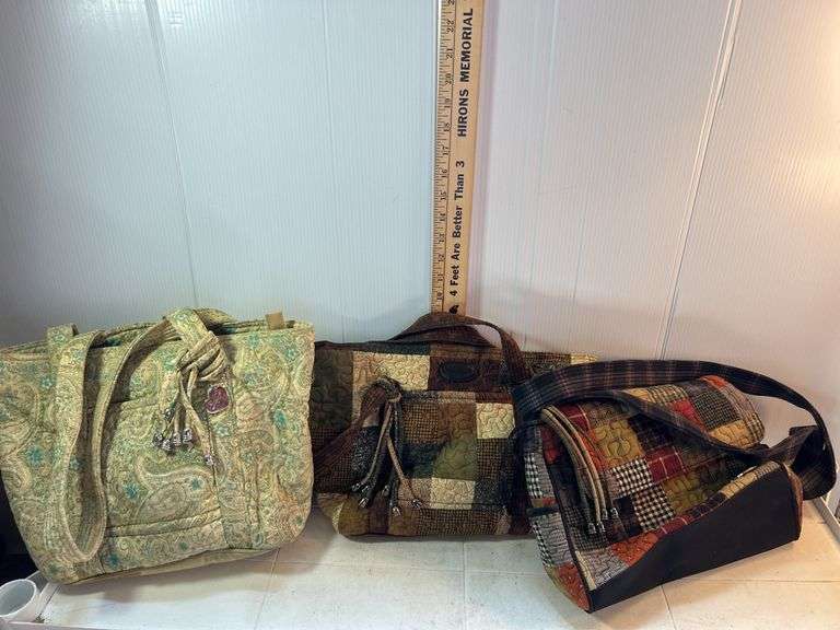 3 Donna Sharp Quilted Purses - Auction Ohio