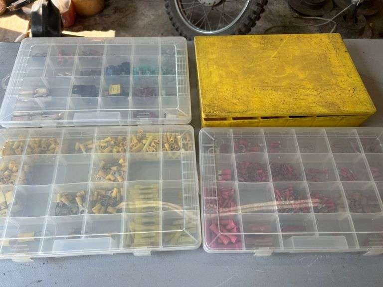 Electrical Connectors and Terminals in Storage Cases - Auction Ohio