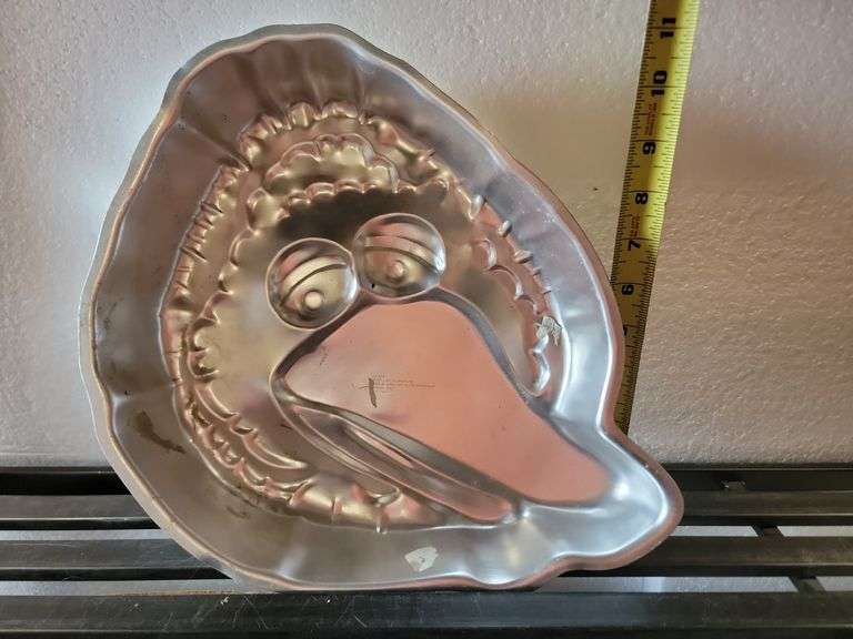 1977 Wilton Muppets Big Bird Cake Pan - Auction Ohio