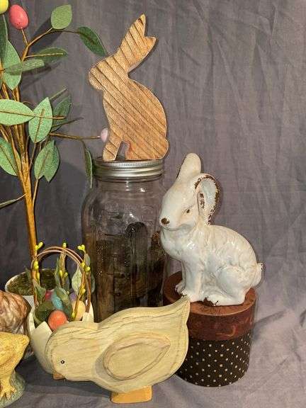 Easter Décor - Auction Ohio