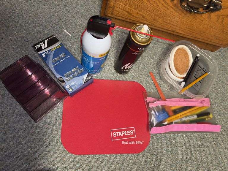 Collection of Office Supplies - Auction Ohio