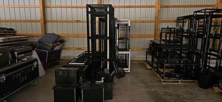 6 racks - Auction Ohio