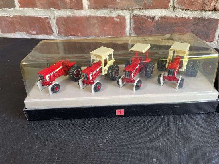 Ertl International Models - Auction Ohio