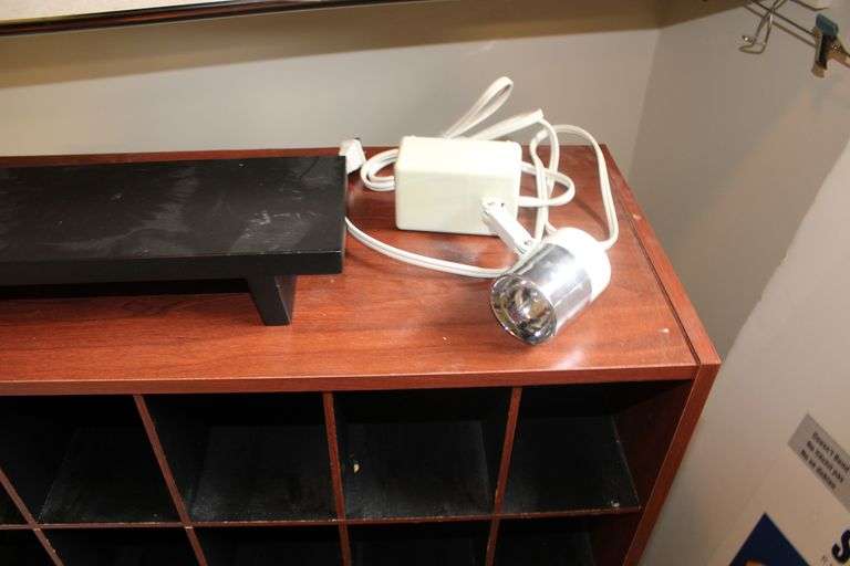 Office and Storage Lot - Auction Ohio