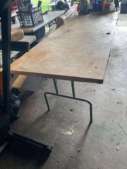 Folding Table - Auction Ohio
