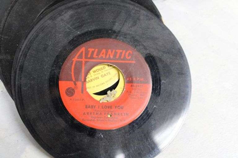 Vinyl 45 RPM Records of Various Labels and Tracks - Auction Ohio