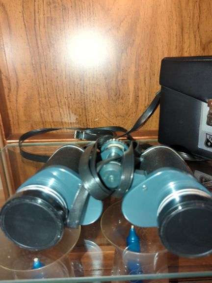 Prestige Binoculars and Carrying Case - Auction Ohio