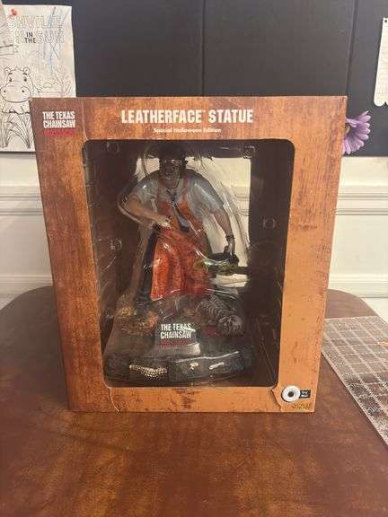 The Texas Chainsaw Massacre Leatherface Statue Special Halloween ...