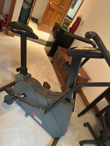 EDGE stationary bike - Auction Ohio