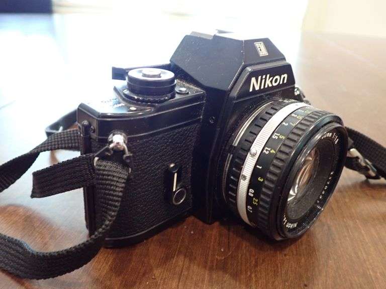 CLEAN OPERATIONAL Nikon EM 35mm SLR Camera with Nikon E 50mm 1:1.8 Lens ...
