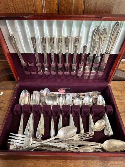 Nobility Plate Flatware Set with Chest - Auction Ohio