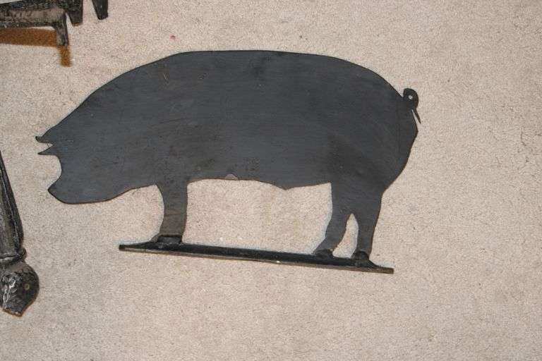 Weather Vane & Pig Figure - Auction Ohio