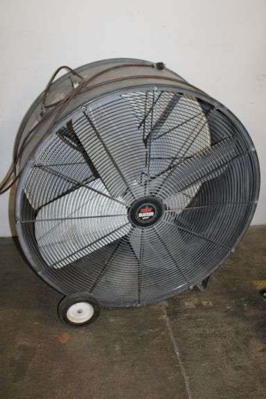 Heat Buster Floor Fan - Auction Ohio