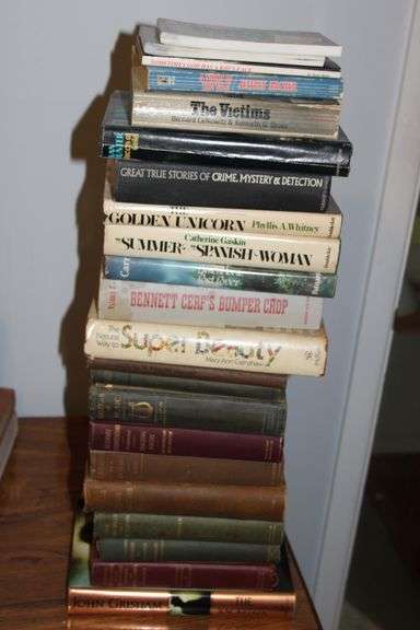 Mixed Book Collection - Auction Ohio