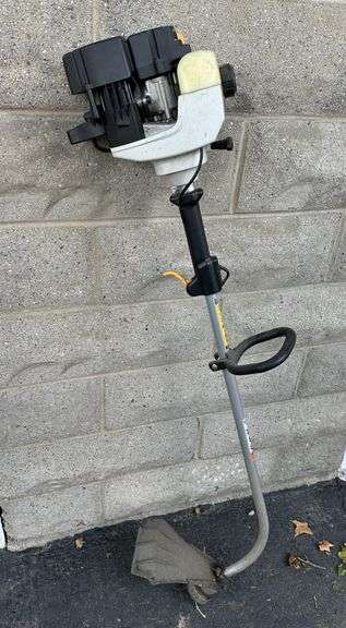 Gas Powered Ryobi Weed Eater - Auction Ohio