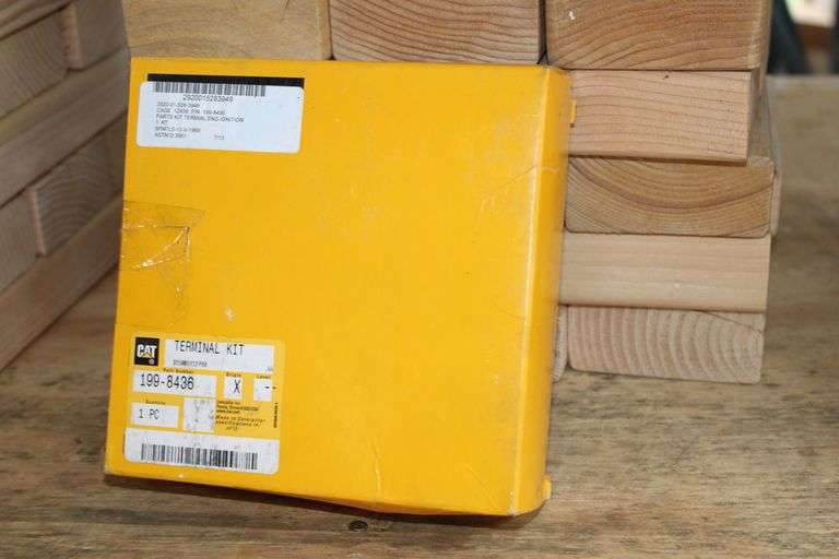 Caterpillar Terminal Engine Ignition Parts Kit - Auction Ohio