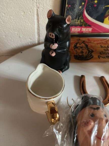 Vintage toys and cool cat collectibles - Auction Ohio