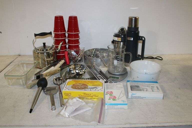 Kitchenware - Auction Ohio