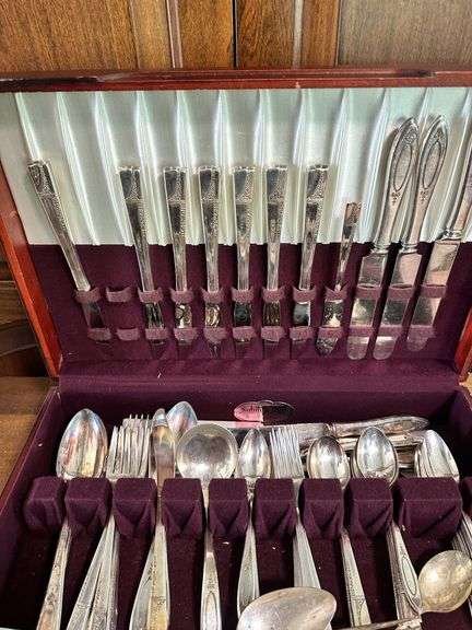 Nobility Plate Flatware Set with Chest - Auction Ohio