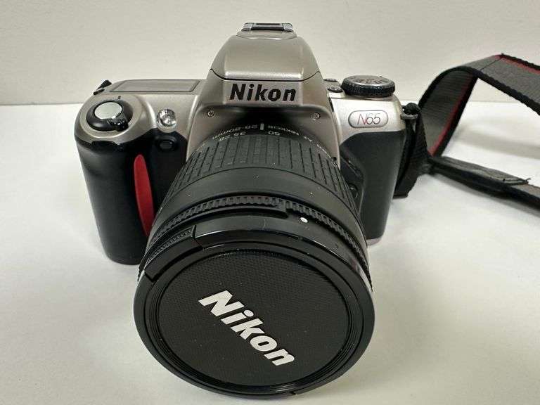 Nikon N65 Camera - Auction Ohio