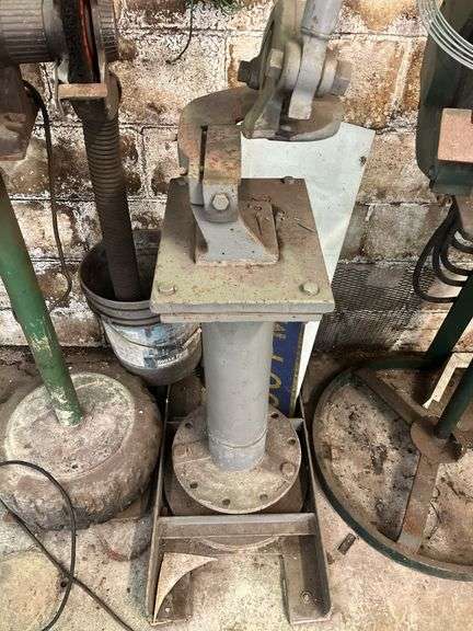 Heavy Duty Industrial Metalworking Bench-Mounted Shear Machine ...