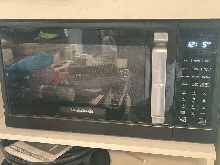 Calphalon Microwave - Auction Ohio
