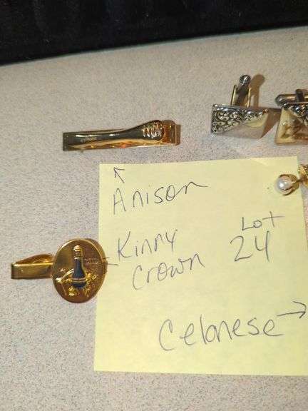 Cuff links/pins - Auction Ohio