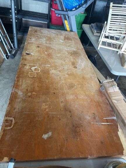Folding Table - Auction Ohio