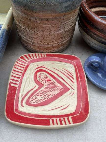 Studio Pottery - Auction Ohio