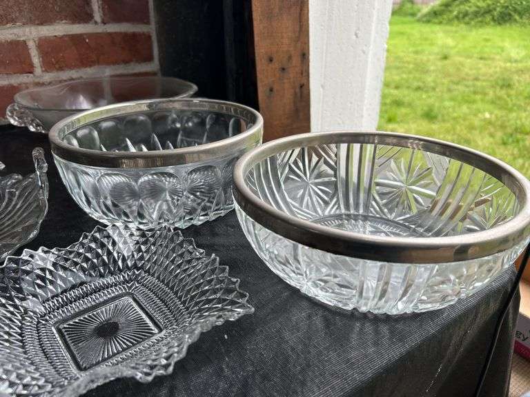 Variety of Clear Glass Items - Auction Ohio