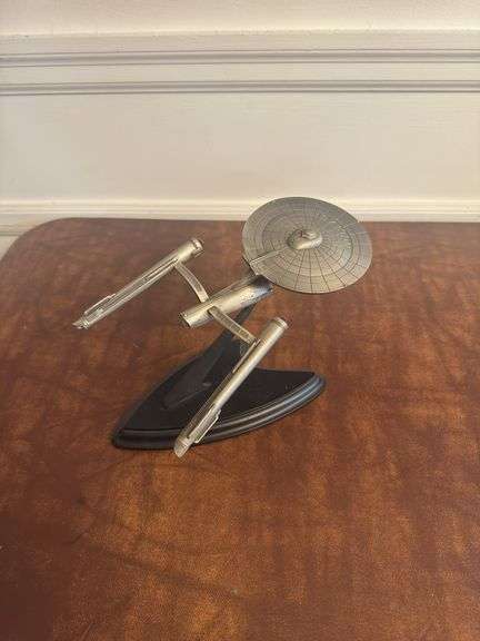 Star Trek Franklin USS Enterprise NCC 1701-D - Auction Ohio