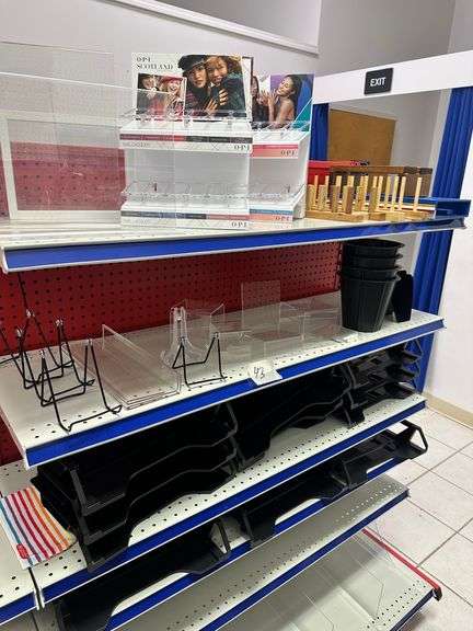 Display Stands - Auction Ohio