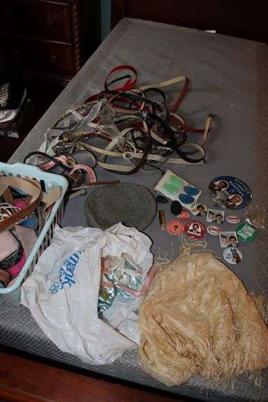 Political Buttons & Accessories - Auction Ohio