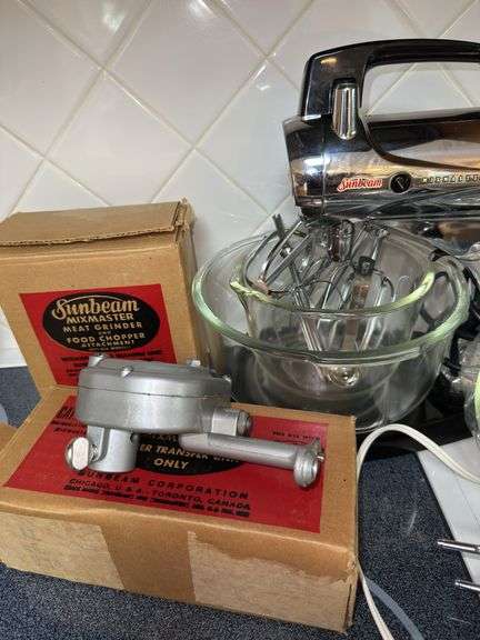 Vintage Sunbeam Mixmaster stand mixer, vintage appliances - Auction Ohio