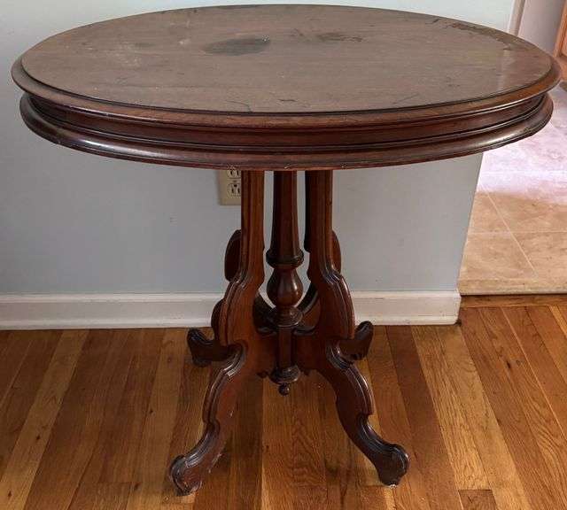 Antique Victorian Parlor Table - Auction Ohio