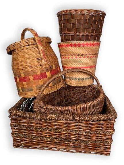 ASSEMBLED GROUP OF FIVE WOVEN BASKETS. - Auction Ohio