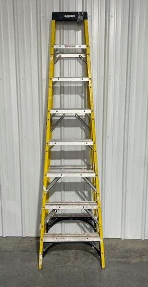 Husky 8' Fiberglass Ladder - Auction Ohio