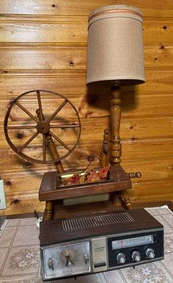 Vintage Spinning Wheel Lamp with Built-In Clock and Radio - Auction Ohio