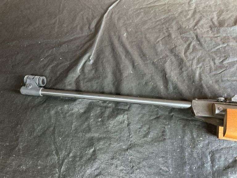 Crosman Airgun - Auction Ohio