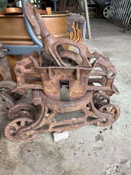 Antique Barn Trolleys - Auction Ohio