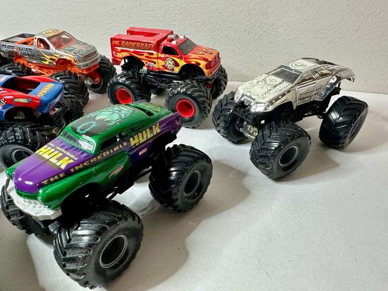 Hot Wheels Monster Jam Trucks - Auction Ohio